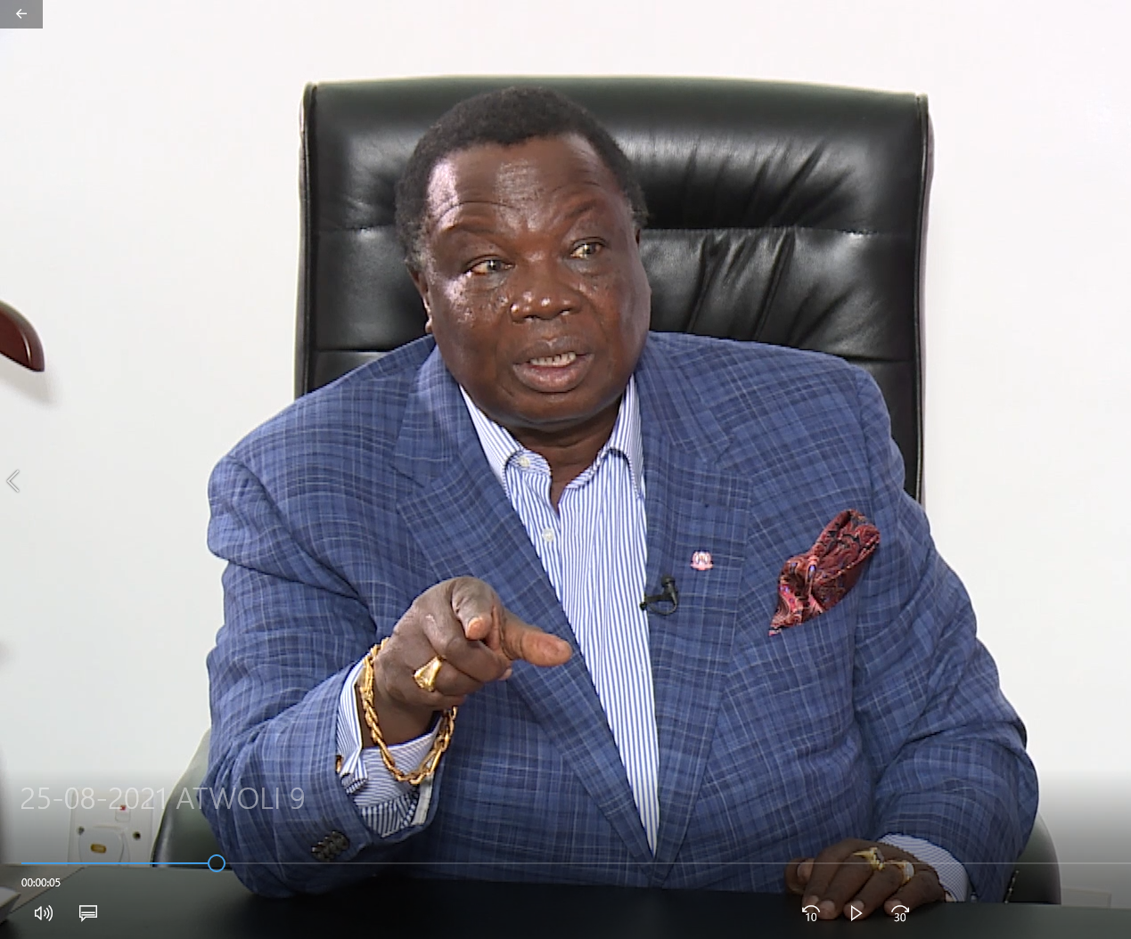 Mimi Sina Beef Na Ruto… Atwoli Claims. - Africa Business News